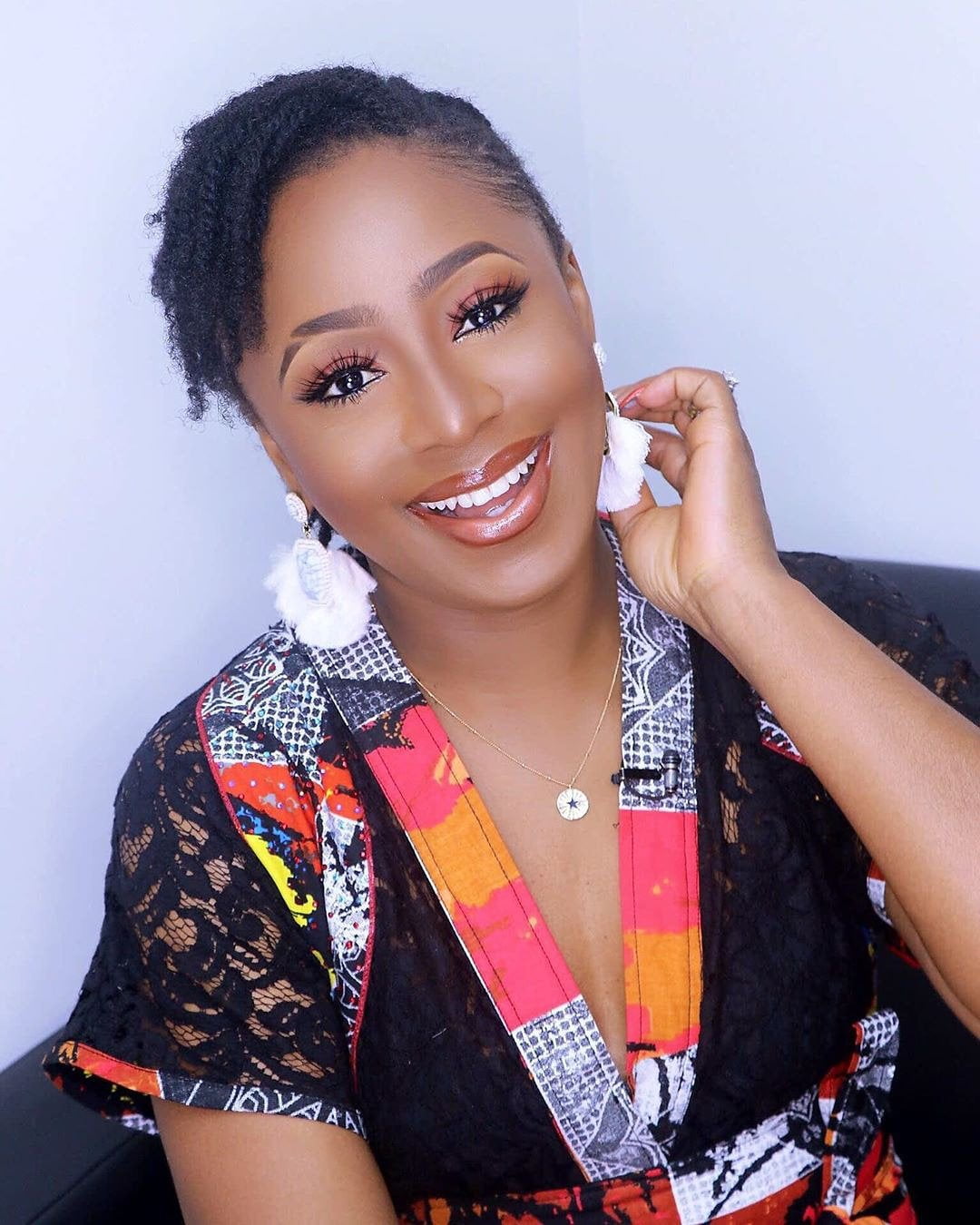 Beautiful Makeup Look From Dakore Egbuson Akande | GlamCityz