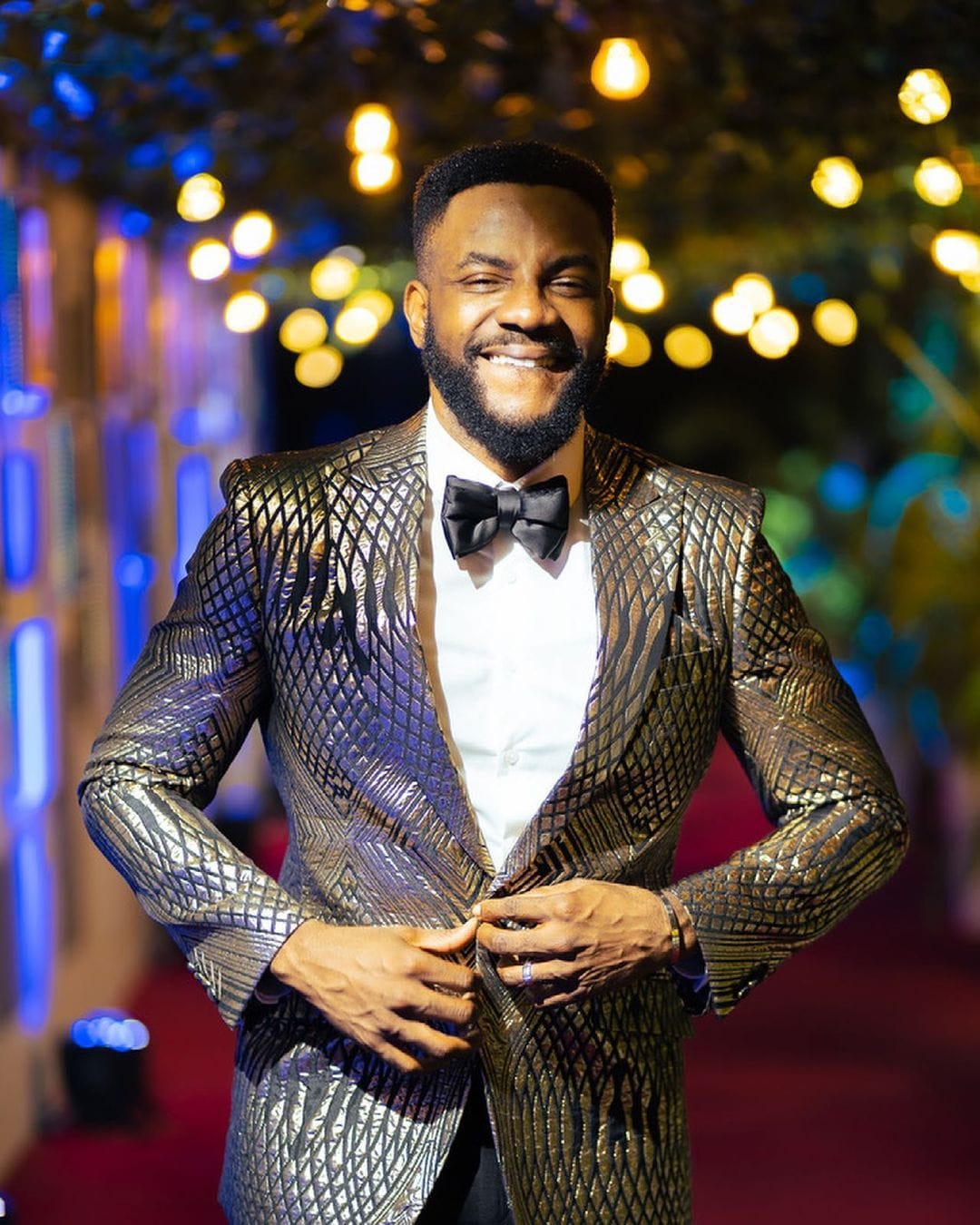 Dripping As Usual, Ebuka Opens BBNaija Reunion Show With a Classic Suit ...