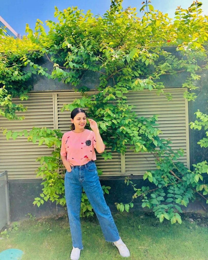 7 Superb Styling Inspirations for Rocking Your Boyfriend Jeans with ...