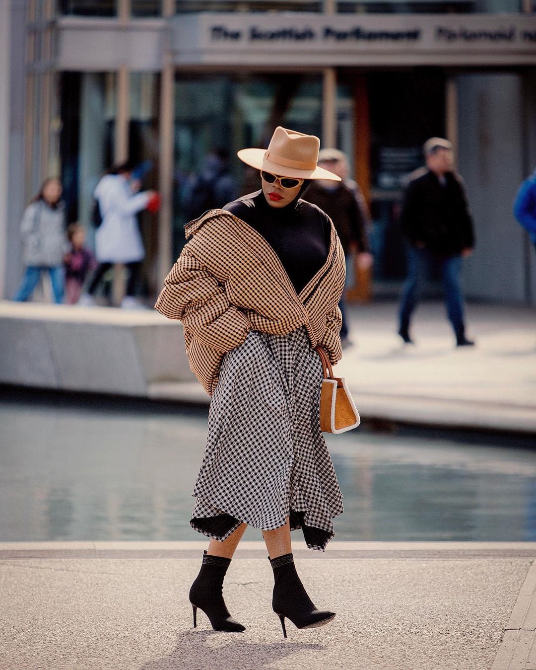 11 Workwear Outfit Inspiration for This Week Approved by GLAMCITYZ Editors