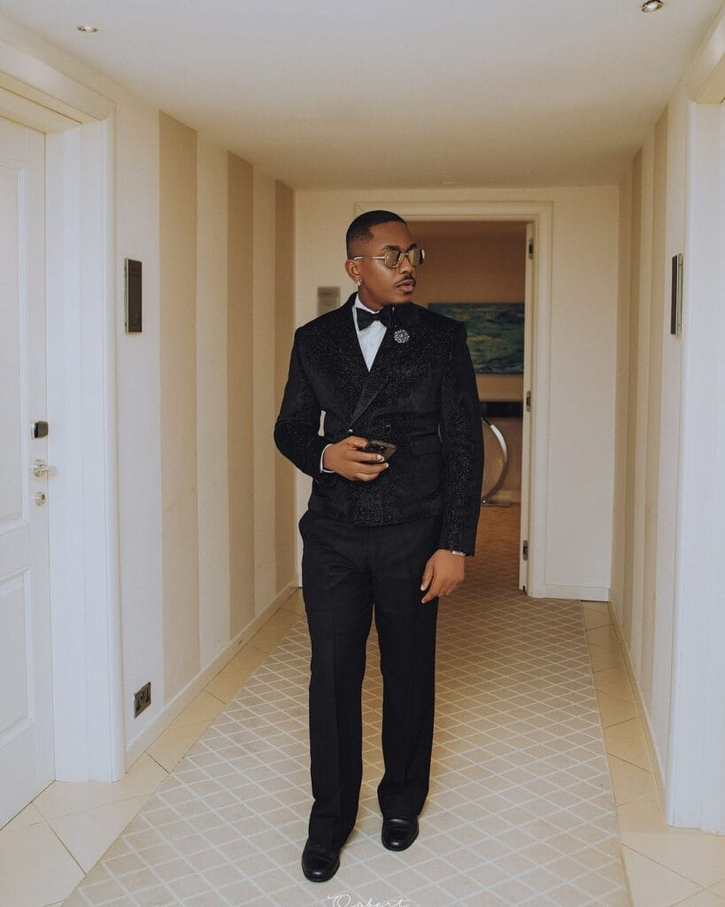 Timini Oozes Style and Ease as he Poses For The Camera in a Attractive ...