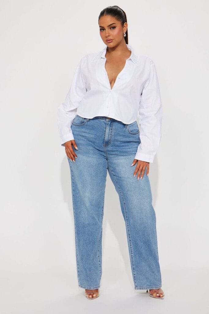 10 Effortlessly Chic Ways to Style Your Boyfriend Jeans for Any ...
